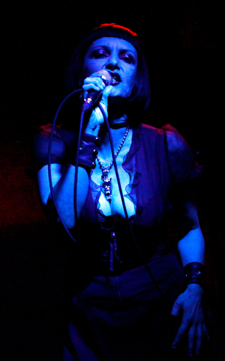 Mona Mur talks about the making of "Snake Island" - Chaos Control Digizine